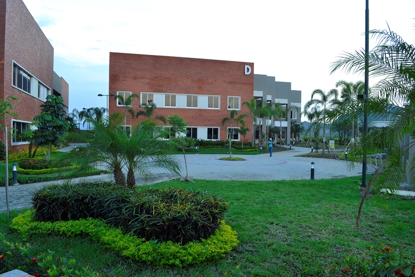 La Universidad Ecotec celebra su primera década con un congreso ...